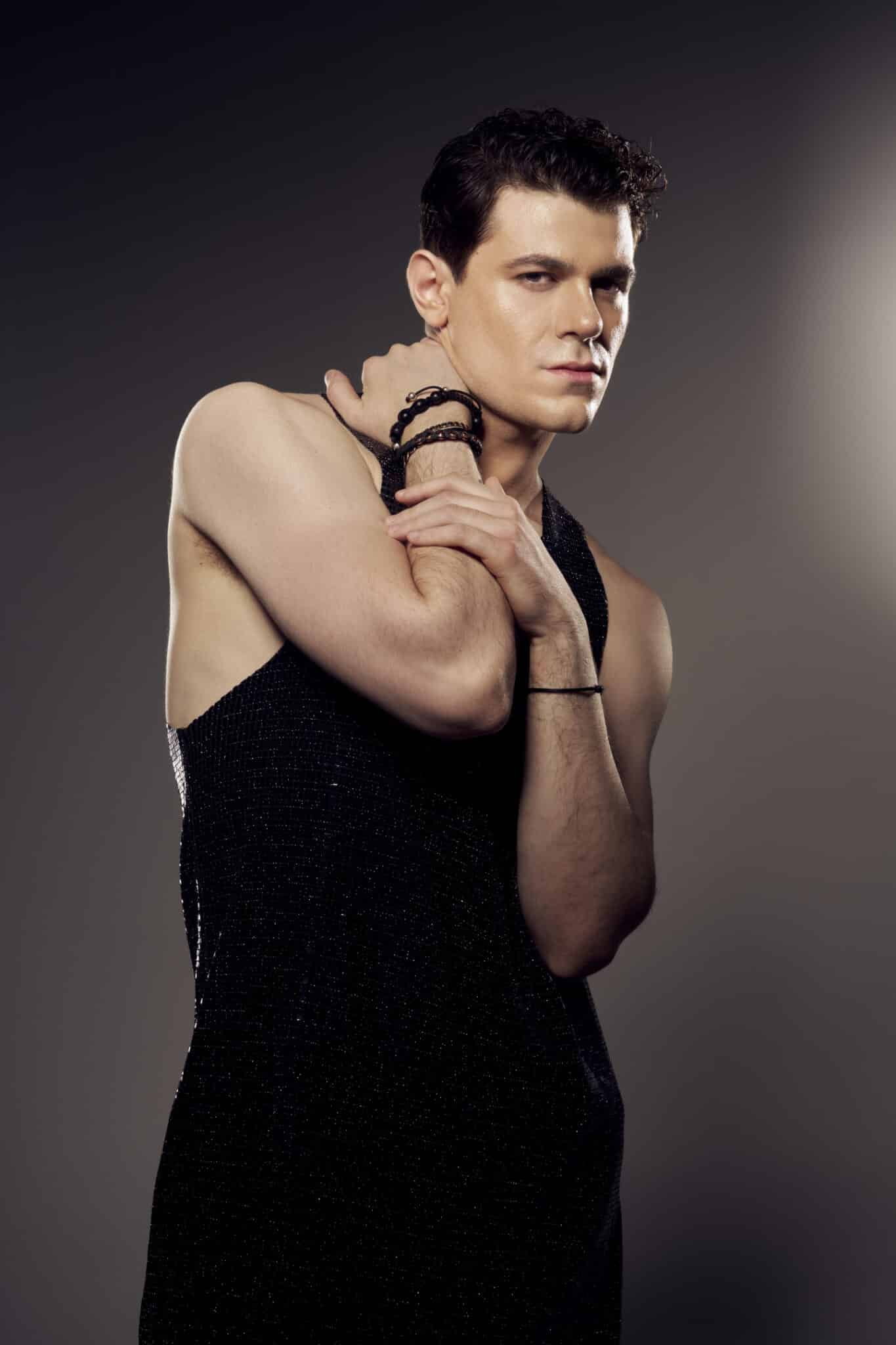 Qui est Theo Evan, représentant de Chypre pour l'Eurovision 2025 ...